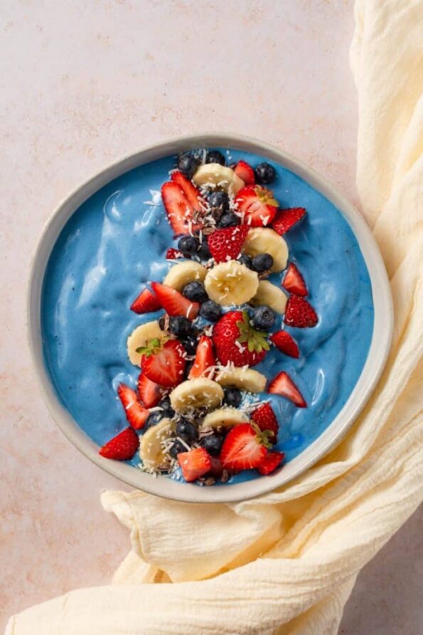 17 Easy & Healthy Smoothie Bowl Recipes You Can Make in Minutes | The ...